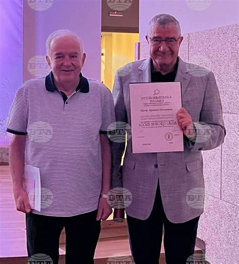 Проф Христо Пимпирев бе удостоен със званието Почетен член на Българското дерматологично