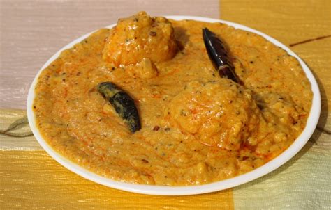 Kadhi Pakora Recipe How To Make Kadhi Pakora Recipe Vaya In