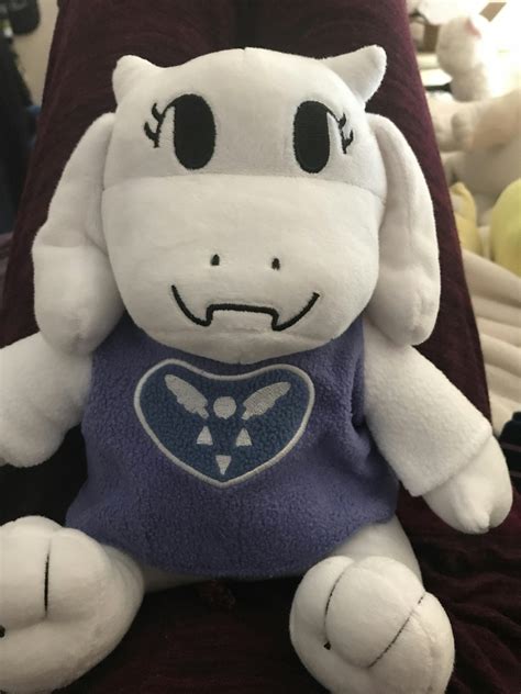Undertale Toriel Plush Fangamer