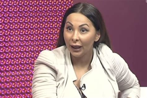 Sestre AhmiĆ Ni RoĐena Majka Ne Bi Prepoznala Operacijama Izmenile Lični Opis Isplivale Slike