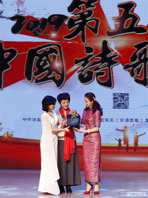 李牧羲驚艷中國詩歌春晚詩意吉祥 每日頭條