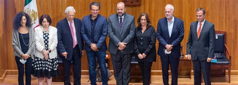 Dedican V Bienal Vargas Llosa a la memoria de Raúl Padilla López