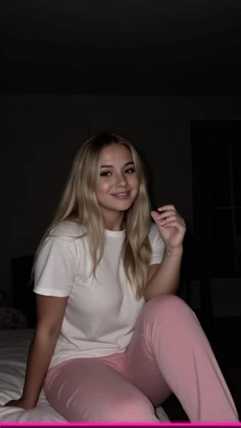 Alexia Alexiarve • Instagram Photos And Videos