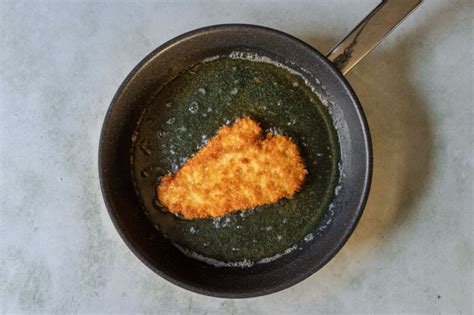 Chicken Schnitzel Easy Classic Recipe