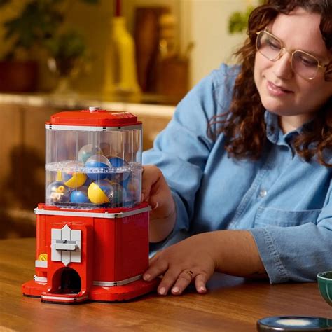 Lego Ideas Retro Style Vending Machine Brings All The Nostalgic Feels
