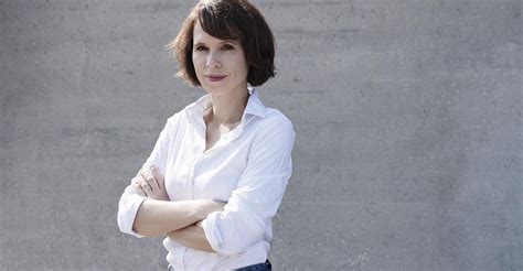 Barbara Bleisch Mitte Des Lebens Kbl Kantonsbibliothek Baselland