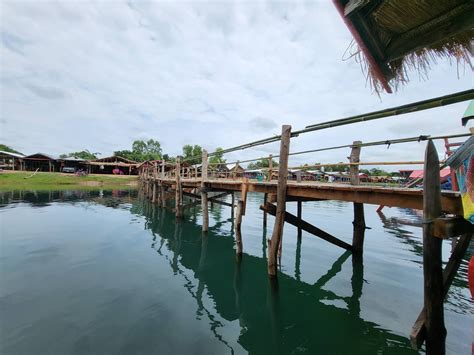 รูป ทะเลสาบทุ่งกุลา