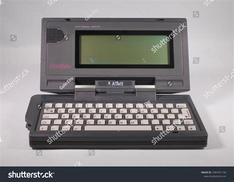 4 Imágenes De Atari Portfolio Imágenes Fotos Y Vectores De Stock Shutterstock