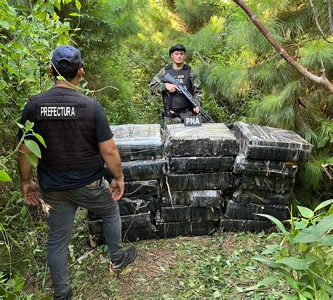 Golpe Al Narcotráfico Prefectura Incautó Más De 600 Kilos De Marihuana