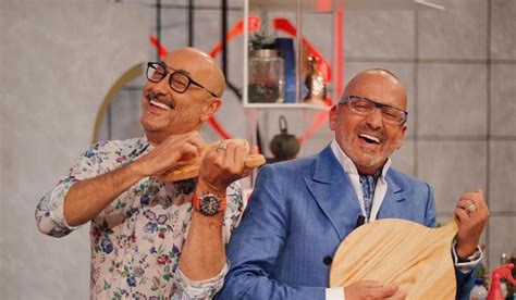 Goucha E Rui Oliveira Tomam Banho De Espuma Em Dia Especial “mas Que Chique”