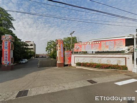 新聞 嘉義同濟中學剩55名學生！校長、3教師「2 看板 Teacher 批踢踢實業坊