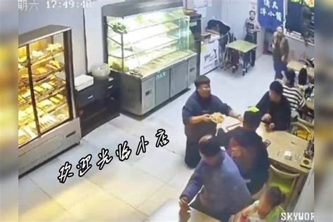 笑一笑十年少开心快乐每一天
