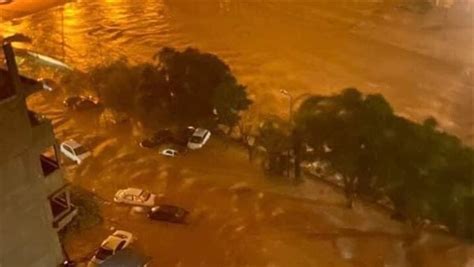 دخول العاصفة دانيال ليبيا وحدوث سيول وفيضانات شديدة تغمر مدينة درنة الليبية