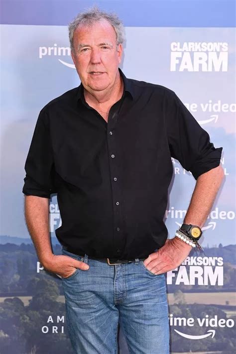 Wonka Jeremy Clarkson Offers Golden Tickets To Diddly Squat Farm If