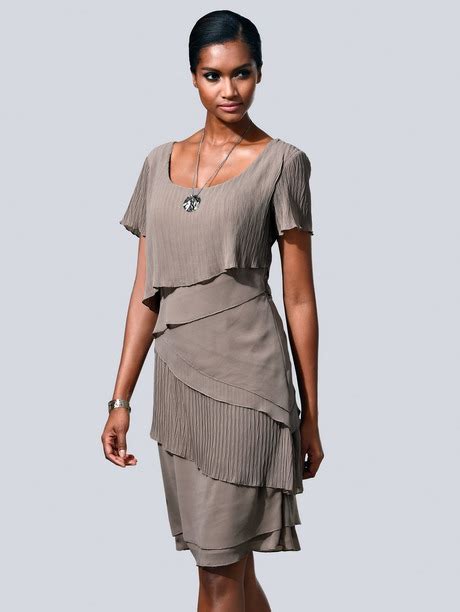 Sommerkleid festlich knielang Stil und Schönheit