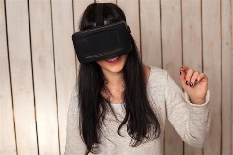 Premium Photo Woman In Virtual Reality Helmet Vr Glasses