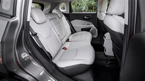 Jeep Compass Images Interior And Exterior Photo Gallery Carwale