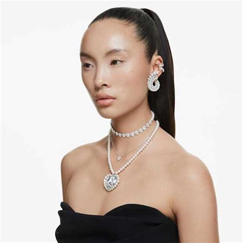 Ariana Grande X Swarovski Necklace Crystal Pearl Heart Cut Heart