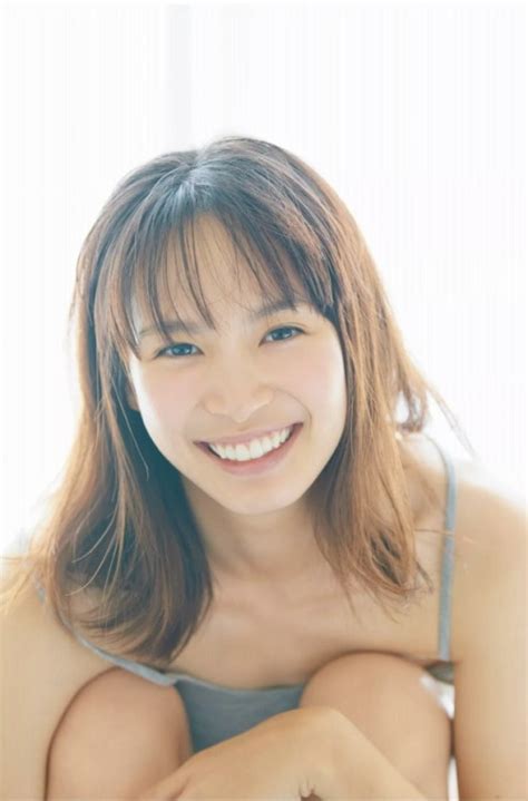 関水渚 A Girl Like You Tumbex