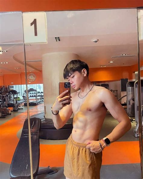 Oliver Kaleb Ong Facebook