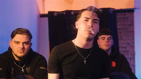 Crocifisso 5 Motivi Per Cui è Un Simbolo Eterno Nel 2025