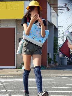 ショートパンツ姿の街撮りjs画像 光速がぞうちゃんねる