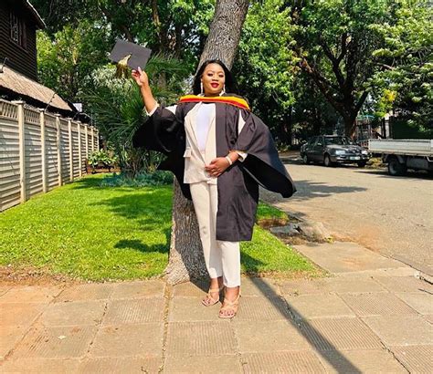 Mdantsane Woman Goes From Street Vendor To Finally Getting Her Degree