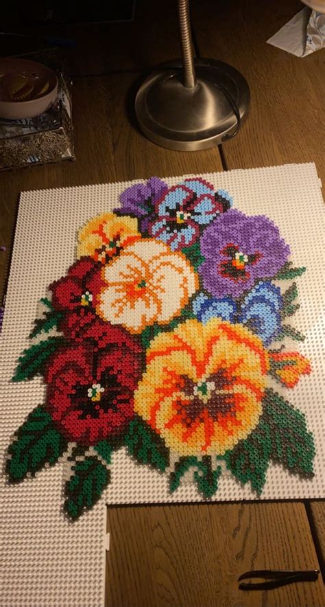 Blomster 🌺🌸🌼😃😁 Perlemønstre Blomster Mønster
