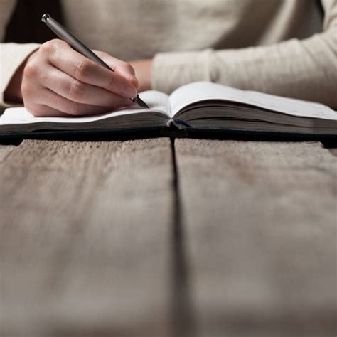 How To Write A Good Essay Introduction Wordsies Essay Service