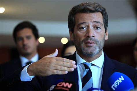 Grupo De Cidadãos Apresenta Queixa Crime Contra André Ventura