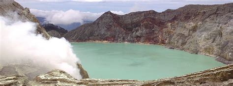 Increased Number Of Shallow Earthquakes At Ijen Volcano Indonesia