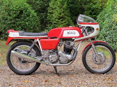 Dunstall Norton Commando Classic Super Bikesclassic Super Bikes