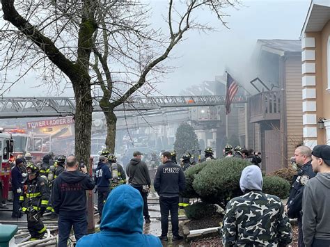 Fdny 3 Firefighters Seriously Hurt In Massive House Fire Collapse In