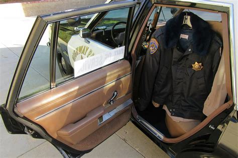 California Highway Patrol 1988 Dodge Diplomat Code 3 Garage