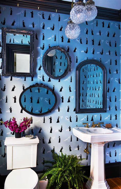 100 Mirror Backgrounds