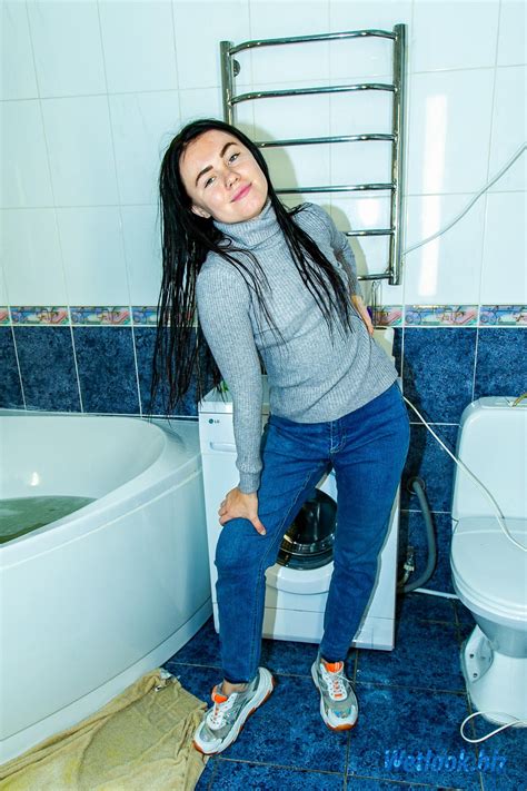 Wetlook Girl Ripping Jeans In Bath Rwetgirlswetlook