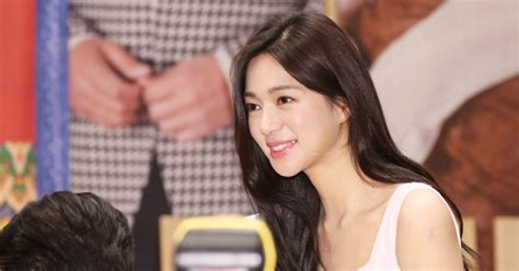 이엘리야 우아한 미모로 인사 황후의 품격 제작발표회