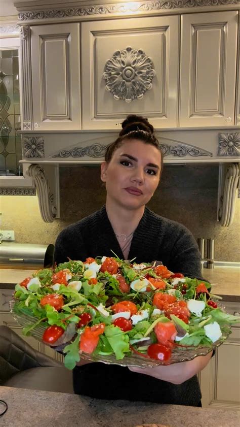 Таня Акопян ДОМАШНІЙ МАЙОНЕЗ 👍 1 яйце 0 5 ч л сіль 0 5 ч л гірчиця 1 5 ч л цукор 1 ч л оцет