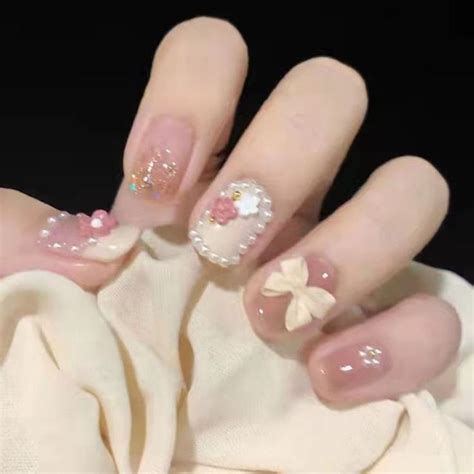 Pin by 𝐃𝐚𝐫𝐢𝐚 on nails Gel nails Nail art Nail designs