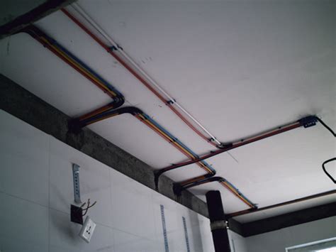 水电工安装布管图水电工必带工具图片水电工工具大山谷图库