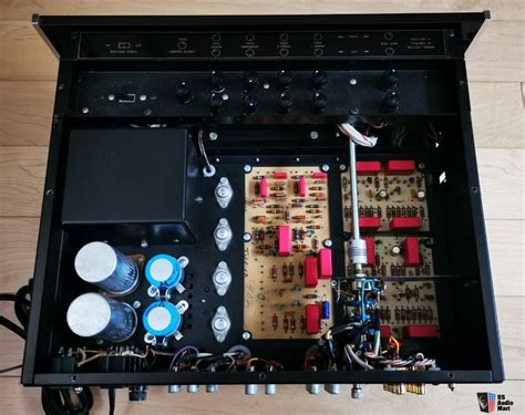 Vintage Mcintosh C28 Solid State Stereo Preamplifier Photo 4058743 Us Audio Mart