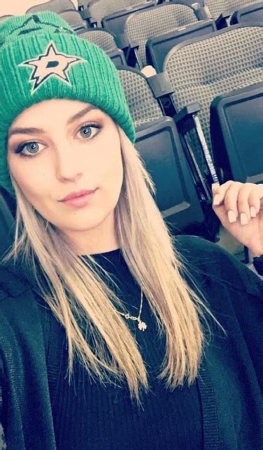 Hot Nhl Puck Bunnies 30 Pics