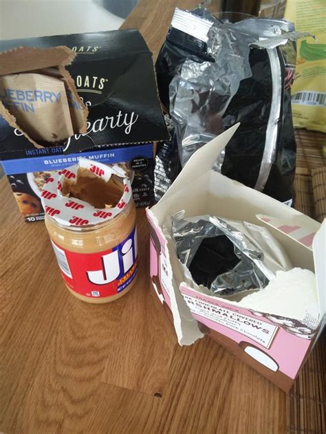 The Way My Wife Opens Things Rmildlyinfuriating