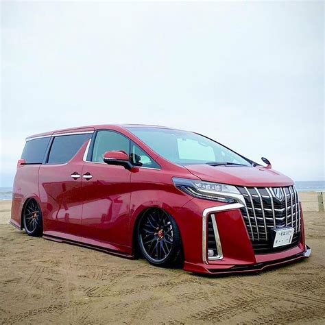 Alphard Vellfire Авна Зарна Зарын Нэгдсэн Груп