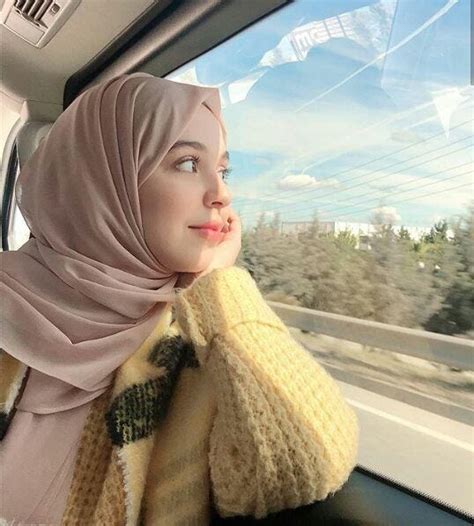 iqra rasheed medium