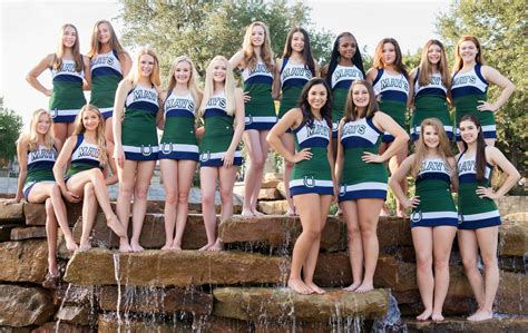 Download Cheer Pictures 3928 X 2480