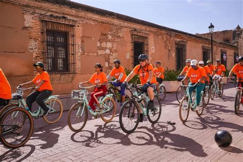 Embajada de los Países Bajos en RD realiza Bicicletada Naranja