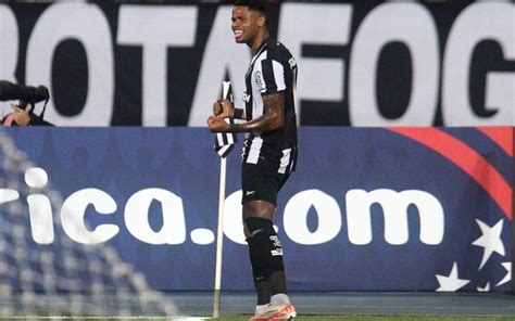Gol Contra O Bragantino Faz Júnior Santos Se Isolar Na Artilharia Do