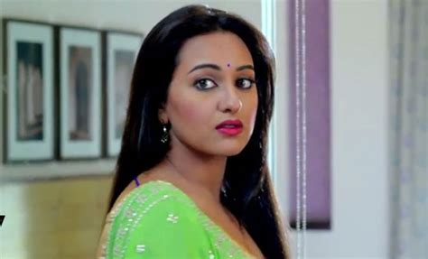 Sonakshi Sinha Bullet Raja Wallpaperuse