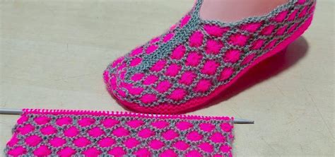 Knit Raspberry Slippers